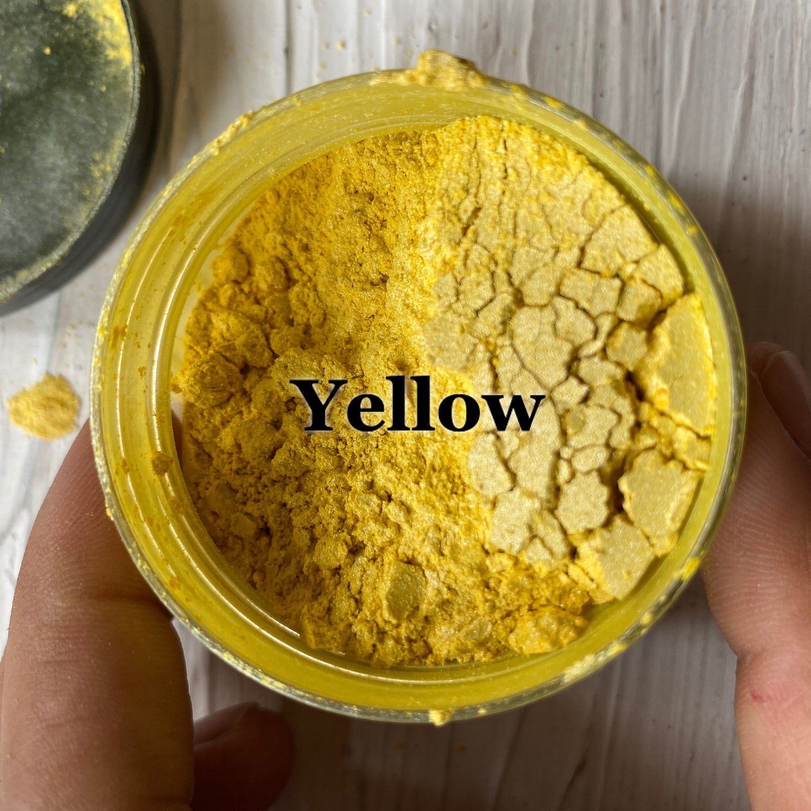 Yellow Pearl Pigment – Resin Bulk Buy